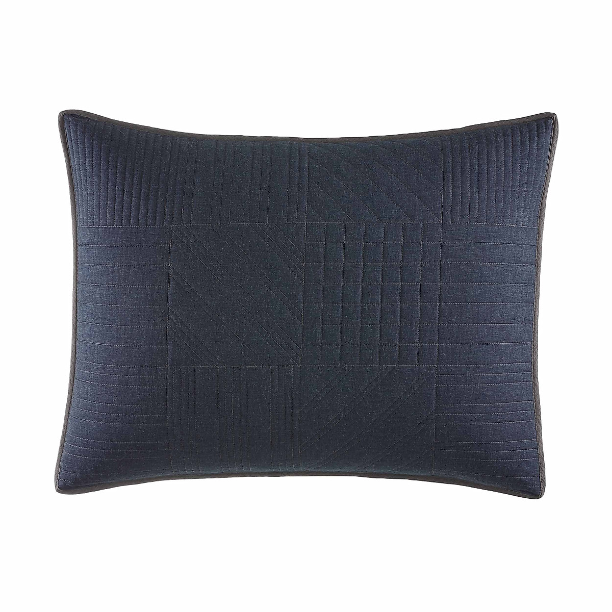 Eddie Bauer - Queen Quilt Set, Reversible Chambray Bedding with Matching Shams, Super Soft Wrinkle-Resistant Home Decor for All Seasons (Hidden Lake Blue, Queen)