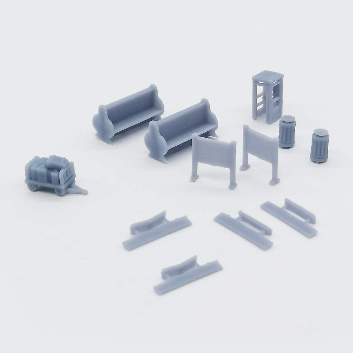 Outland Models Railway Scenery Train Station Passenger Platform with Accessories (Full-Covered) 1:160 N Scale