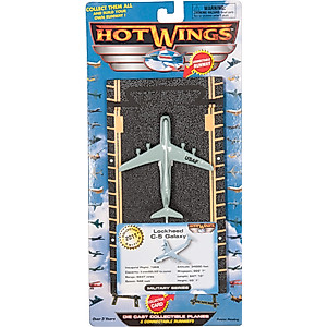 Hot Wings Planes C-5 Galaxy with Connectible Runway Die Cast Plane,Green