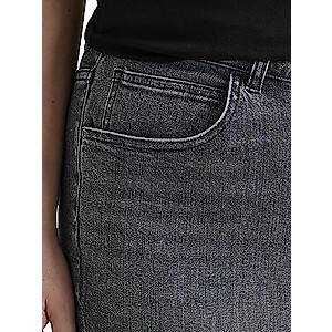 Lee Women's Plus Size Legendary Mid Rise Flare Jean, Blurred Darks