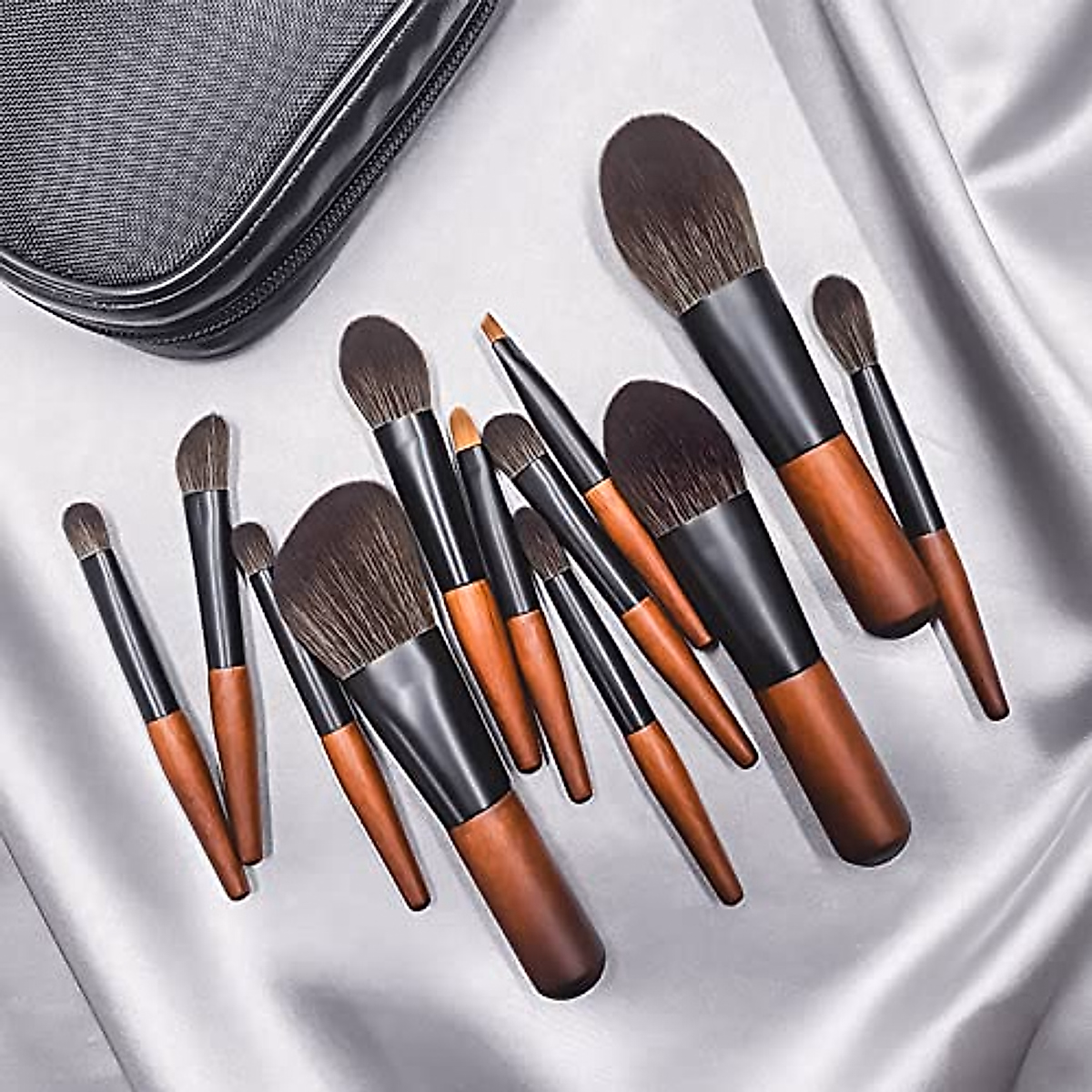Makeup Brushes Set, 12 Pcs Mini Travel Makeup Brush Set with Case, Travel Brush Set for Loose powder, Contour, Blush, Concealer, Eye Shadow, Eye Corner, Brow Brushes Tool Kit