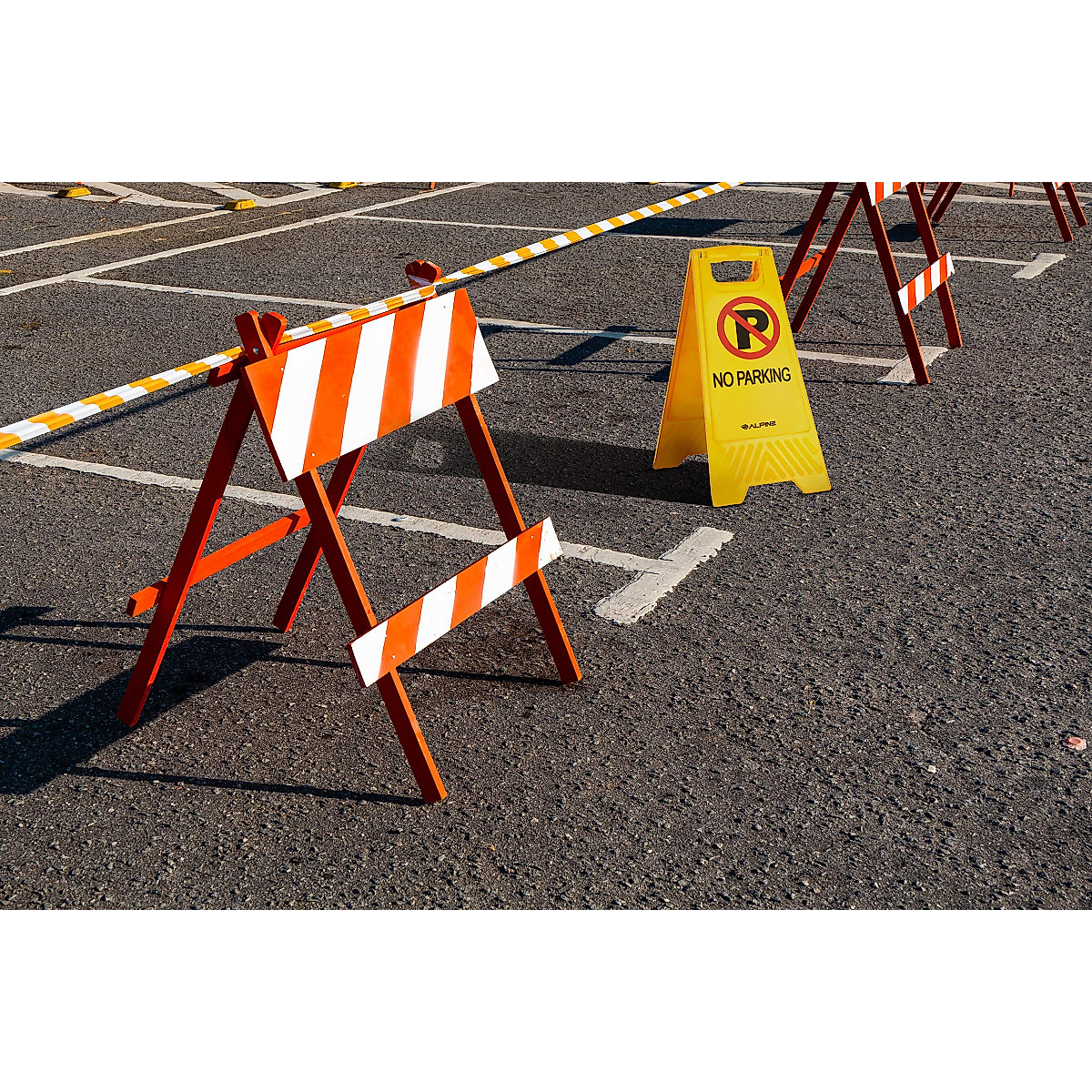 Alpine Two-Sided Fold-Out No Parking Signs, Pack of 3 - Portable Outdoor Folding Floor Sign - Yellow Self Standing & Easy to Read Plastic Board for Restaurants and Businesses