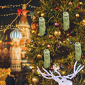 Picolas Cage Christmas Ornament, Funny Nicolas Cage Christmas Green Pickle Hanging Ornament, Christmas Pickle Tree Ornament for Christmas Tradition Decor Party Favor Stocking Stuffers (New,1-Pcs)