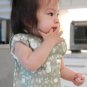 BapronBaby Forest Friends Bapron - No Neck Tie Safer Bib for Baby & Toddler - Soft Waterproof Stain Resistant - Machine Washable - Sz Baby/Toddler 6m-3T