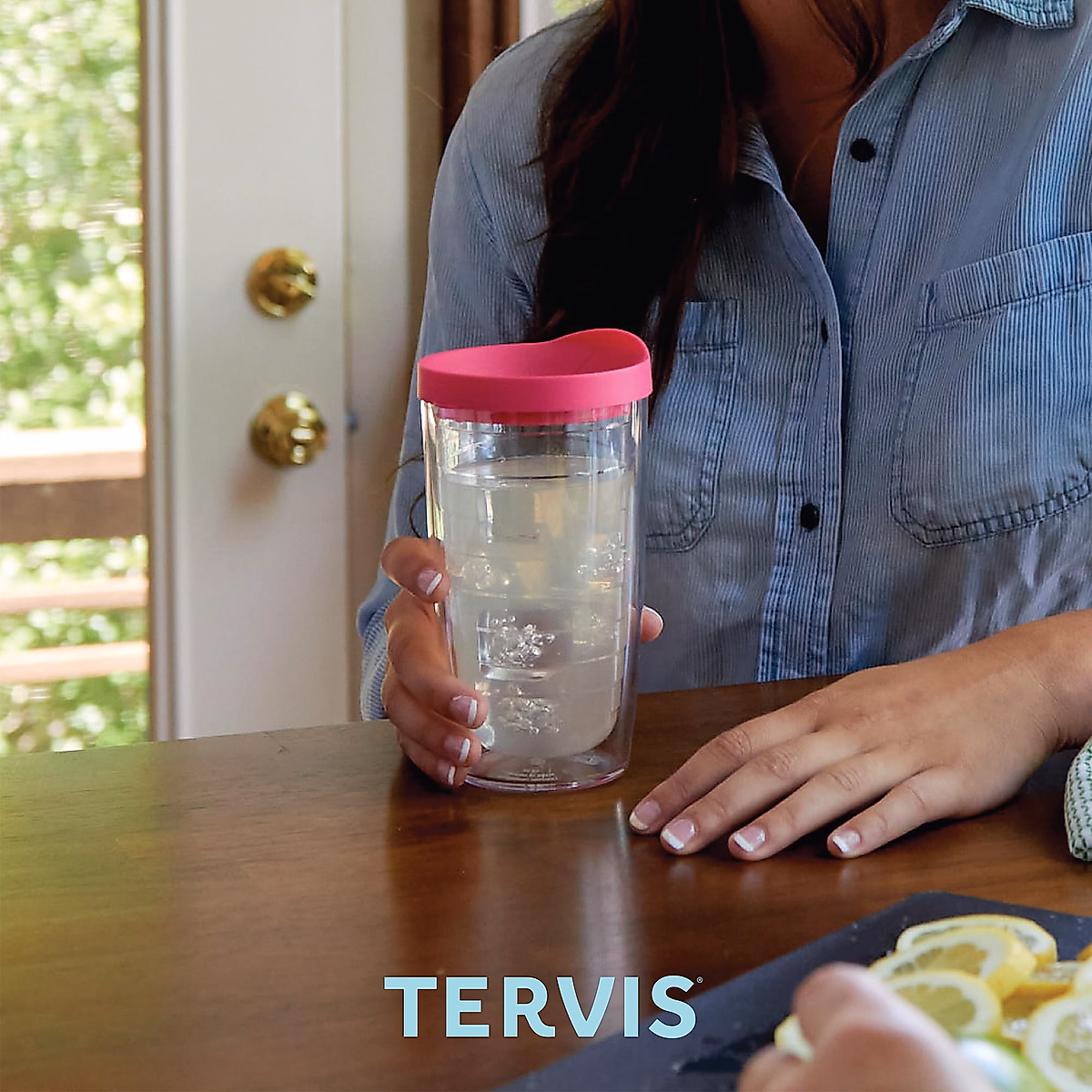 Tervis Clear & Colorful Lidded Made in USA Double Walled Insulated Tumbler Travel Cup Keeps Drinks Cold & Hot, 16oz, Pink Lid