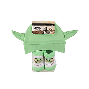 STAR WARS Baby Boys The Mandalorian Cap and Bootie Set - Baby Yoda Baby Gift Set with Baby Hat and Baby Socks (Green/White, 0-12 Months)