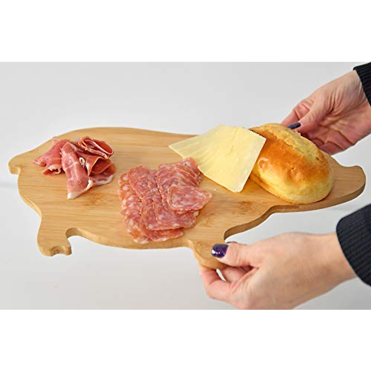 HOME-X Pig-Shaped Bamboo Reversible Cutting Board and Serving Tray, Cheese Board, Kitchen Tray, or Fruit Platter-Natural Color-15 5/8" x 9 1/2" x 5/8"