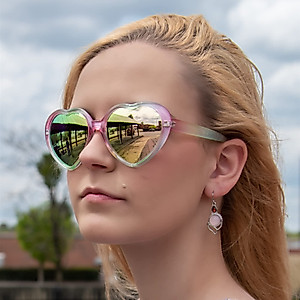 LVIOE Heart Sunglasses for Women, Polarized Heart Shaped Sunglasses with UV Protection Heart Style Retro Glasses for Shopping