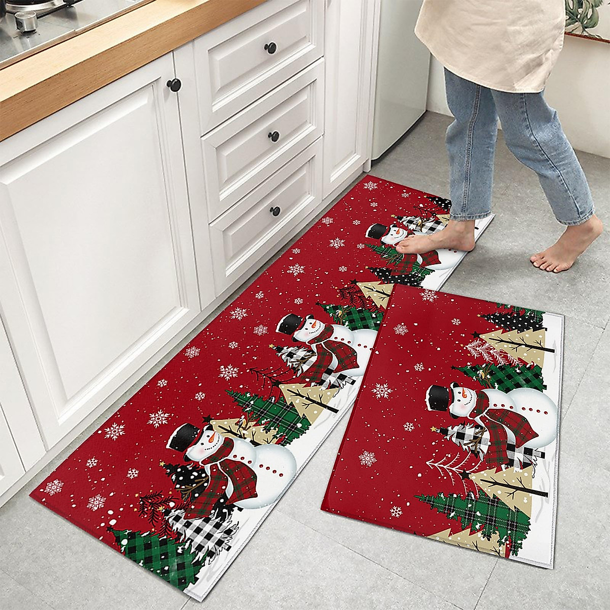 Miaklek Christmas Kitchen Rugs Set of 2 Anti Fatigue Mats for Kitchen Floor Cushioned Kitchen Rugs and Mats Non Slip Kitchen Runner Comfort Standing Mat, Cute Snowman Xmas Tree Winter Snowflake Red