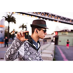 SanDisk 32GB Clip Sport Go MP3 Player, Blue - LED Screen and FM Radio - SDMX30-032G-G46B (Renewed)