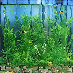 Ctpeng 23 Pcs Aquarium Plants Plastic,Artificial Fish Tank Plant for Aquarium Decoration (Green and White)
