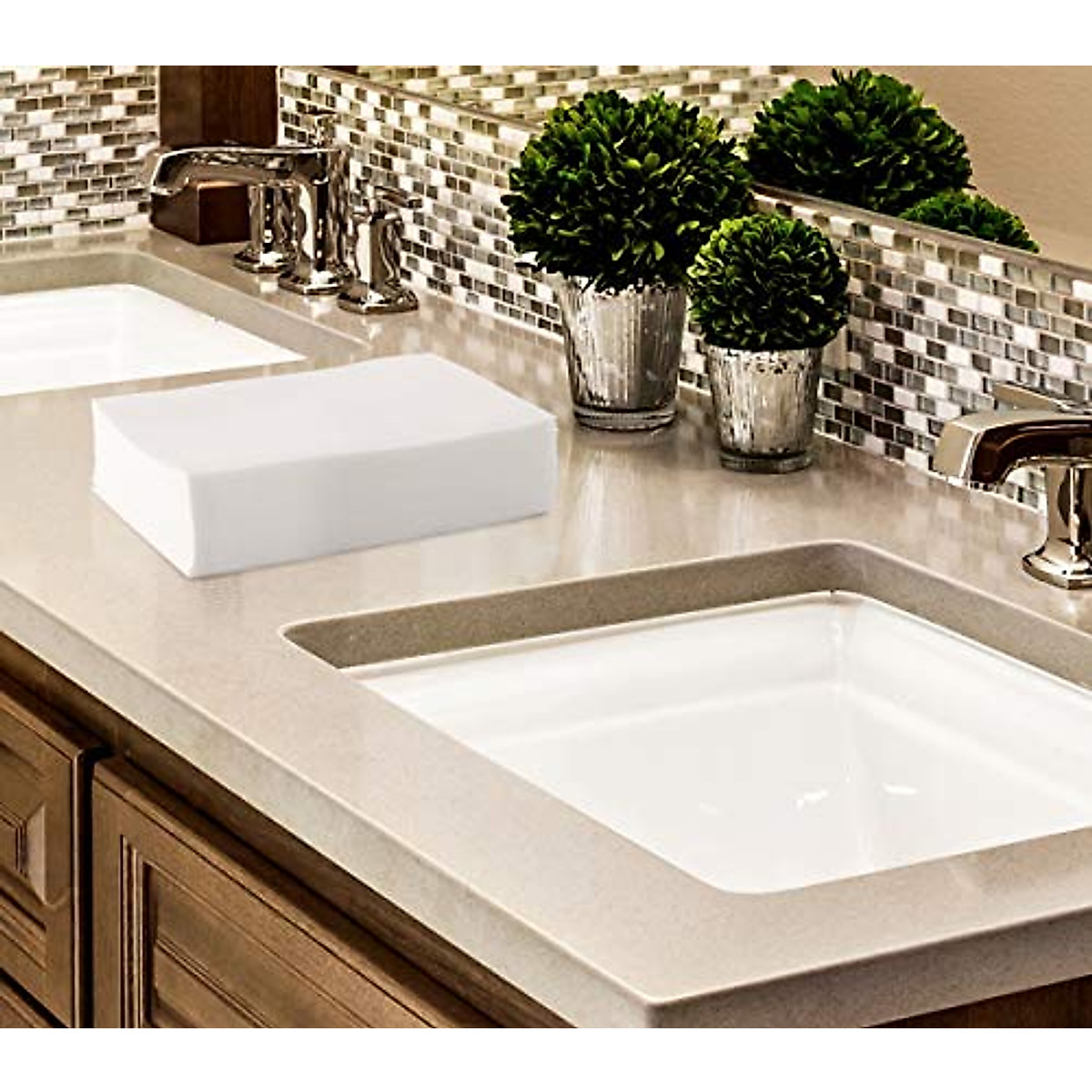 [300 Pack] BloominGoods Disposable Bathroom Napkins | Single-Use Classic Lite Linen-Feel Guest Towels | Cloth-Like Hand Towels, White, 12" x 17"