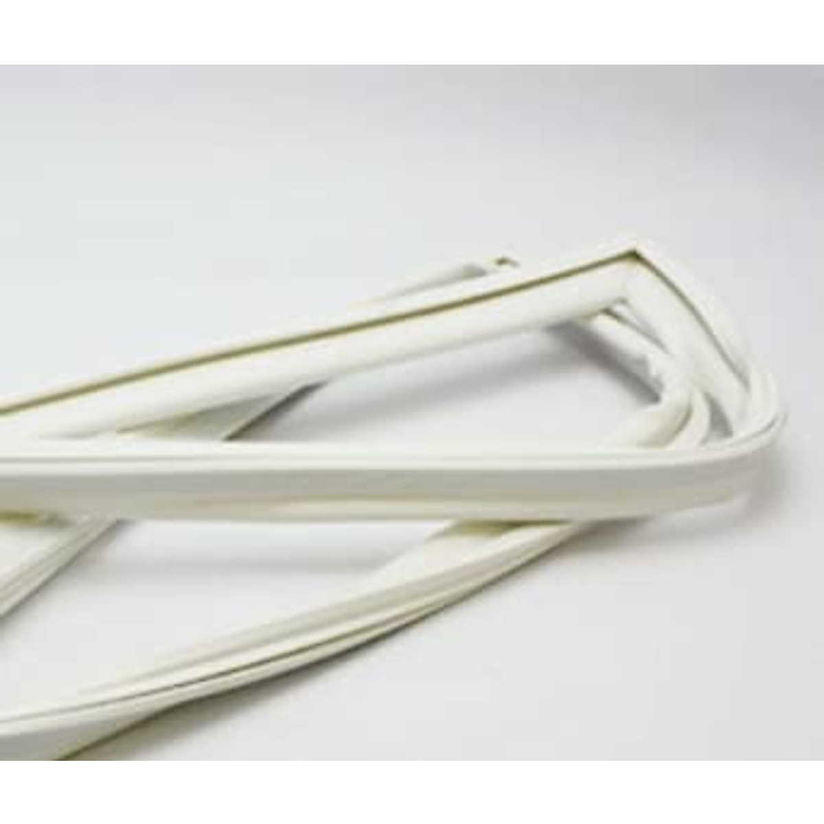 7010584 Refrigerator Door Gasket Seal Compatible with Sub Zero Refrigerator. Replacement Part Numbers 3211080, 3212110, SZO584.