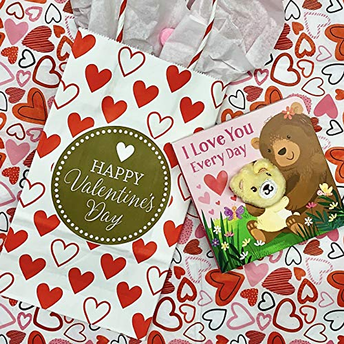 I Love You Every Day Finger Puppet Board Book for Babies and Toddlers; Valentine's Day, Holidays & More to Talk About Love (Children's Interactive Finger Puppet Board Book)