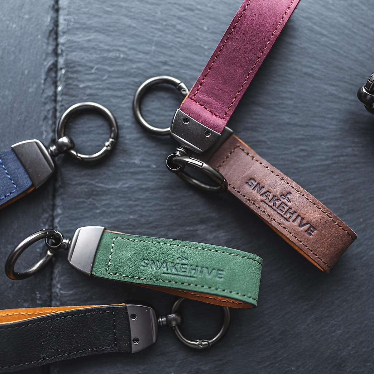 Snakehive Key Loop - Real Leather Keychain for Men and Women - Key Organizer for Home Car Keys - Key Chain Handmade in Europe Teal