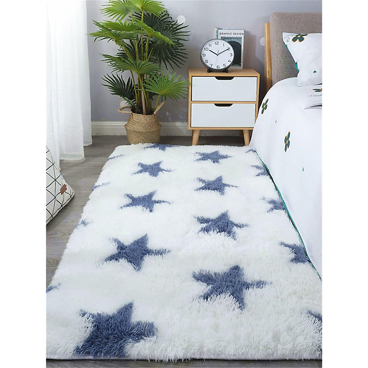 QWINEE Star Shaped Area Rug Indoor Plush Anti Slip Floor Mat Soft Carpet for Living Room Bedroom Home Decortion White 24"x71"