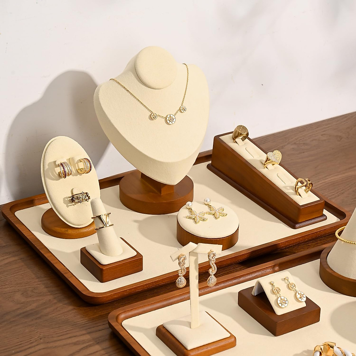 Oirlv Solid Wood Ring Holder,Square Single Ring Display Stand,Showcase Jewelry Display Bear