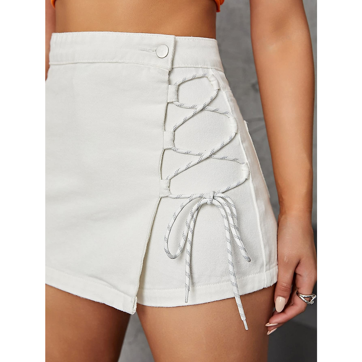 WDIRARA Women's Wrap Lace Up Tie Side High Waist Skort Casual Button Skirt Shorts White L