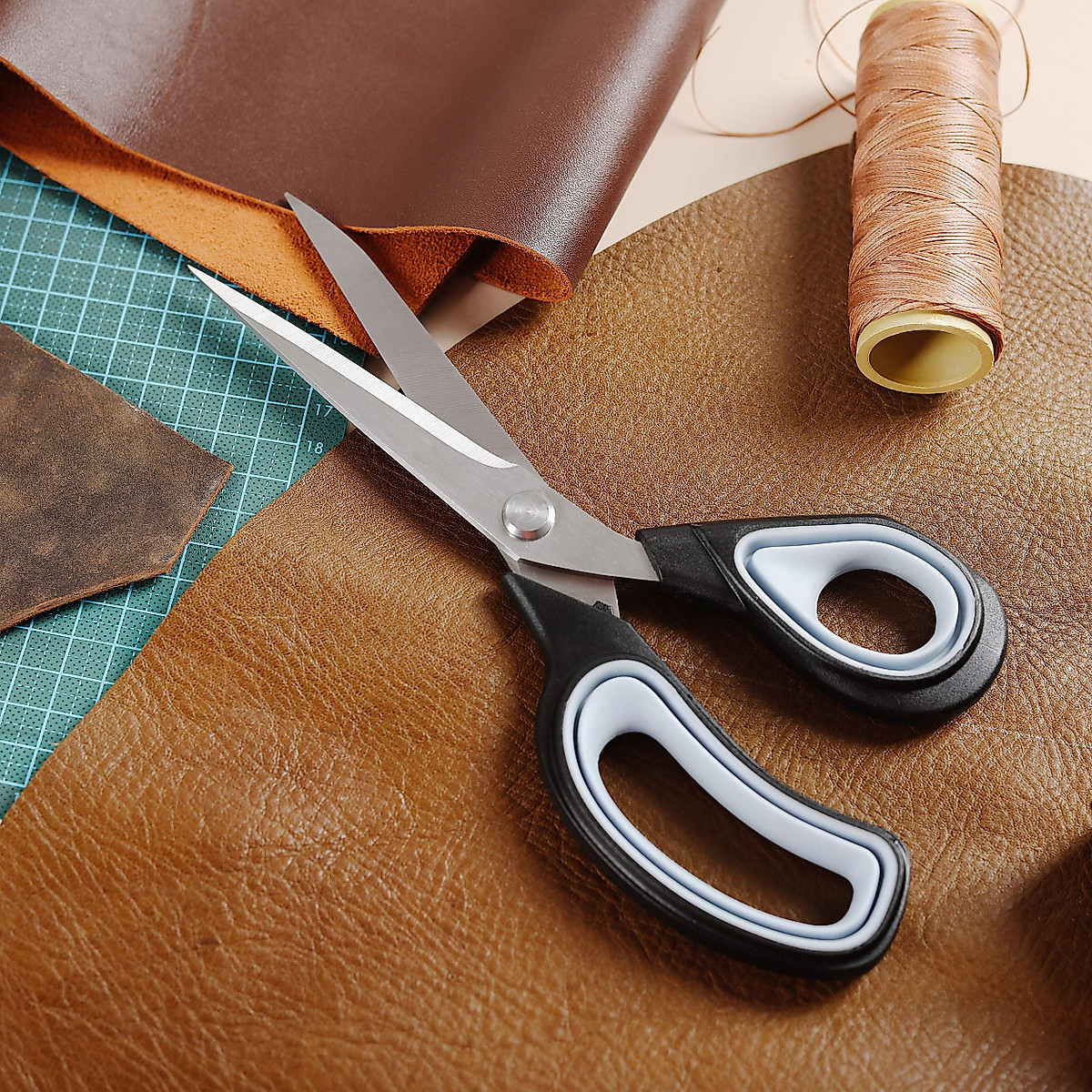 Mr. Pen Fabric Scissors, Heavy Duty Sewing Scissors, Premium Tailor Scissors 9.5 Inches