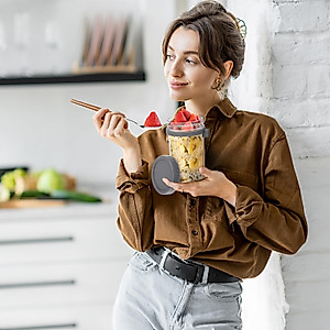 FRIUSATE 4 Pack Overnight Oats Containers with Lids and Spoons, 24 oz Glass Oatmeal Container with Measurement Marks, Large Capacity Airtight Mason Jars for Milk Cereal Fruit