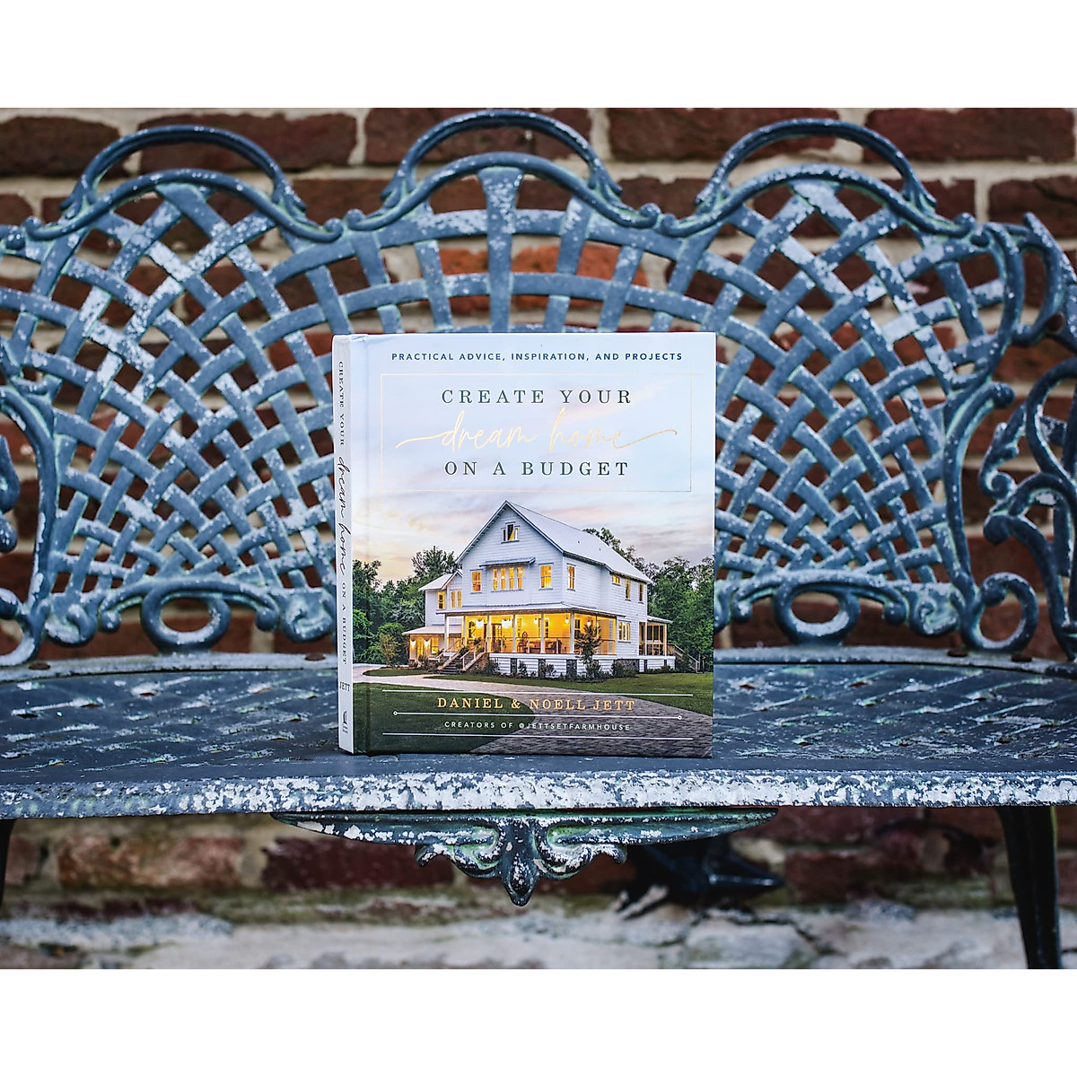 Create Your Dream Home on a Budget: Practical Advice, Inspiration, and Projects