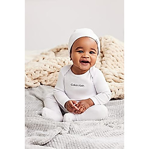 Calvin Klein Organic Baby Essentials 4 Piece Essentials Set