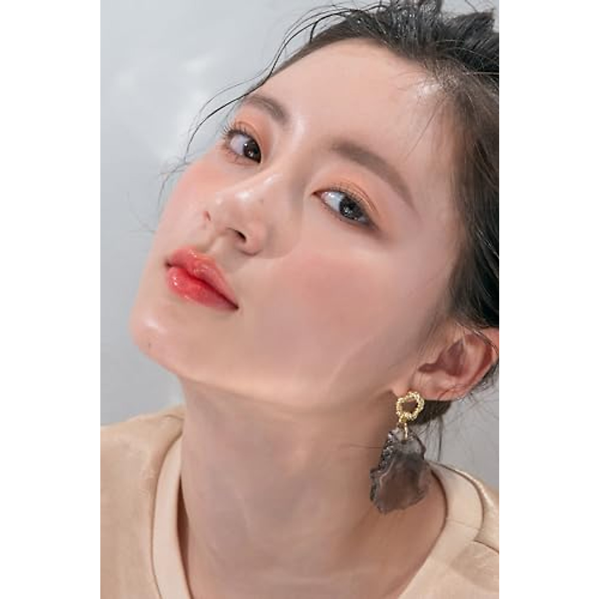 rom&nd Glasting Water Gloss (01 SANHO CRUSH) | Syrupy gloss, Glossy Finish, Long-lasting, Moisturizing, Highlighting, Natural-beauty, Gloss for Daily Use, K-beauty, 4.3g / 0.15 Floz