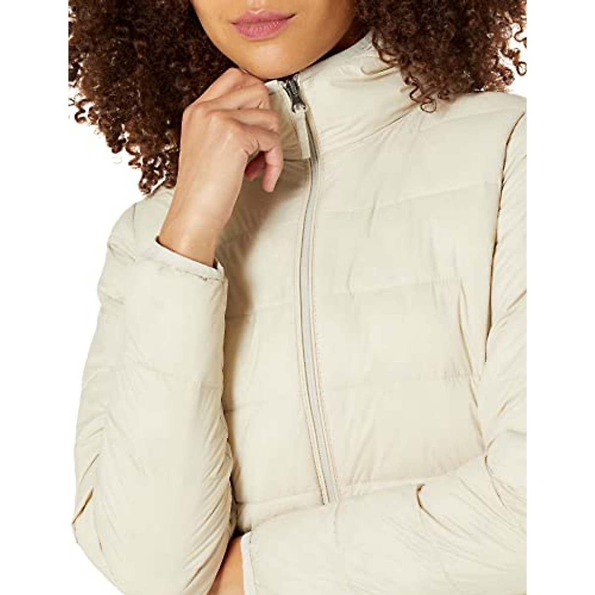 Amazon Essentials Women's Lightweight Water-Resistant Hooded Puffer Coat (Available in Plus Size), Stone, Medium