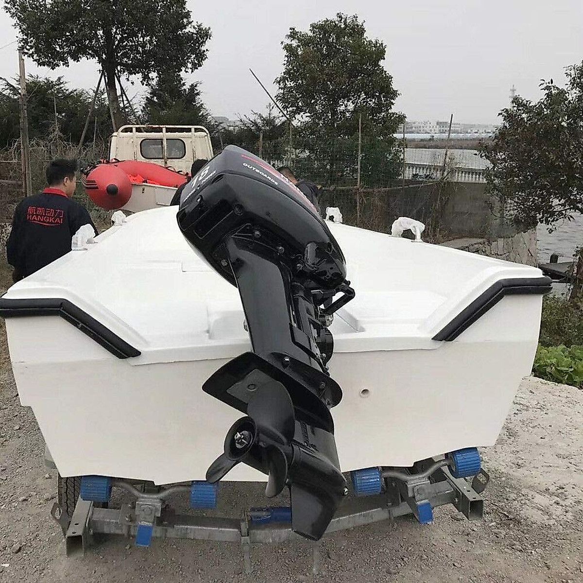 18HP 2-Stroke 246CC Outboard Boat Motors Boat Engine Marine Boat Engine W/Water Cooling System Short Shaft for Fishing Boat (2-Stroke 18HP)