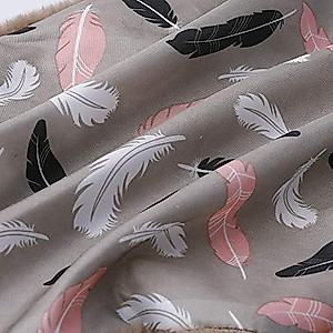 Fuerlun Small Animal Bed & Hammock, Small Pet Three-Layer Hammock for Cage, Durable Soft Plush Warm Hanging Bed & Hideout for Guinea Pig, Hamster, Ferret, Parrot