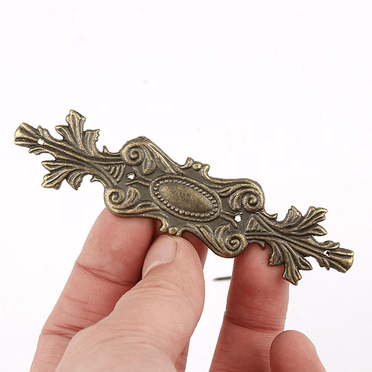 dophee 4 Pack Retro Decorative Corners Bracket, Antique Bronze Applique Furniture Chest Case Wooden Box Feet Leg Corner Protector Guard Furniture Fittings with Mounting Nails, 100x23mm/3.94"x0.91"