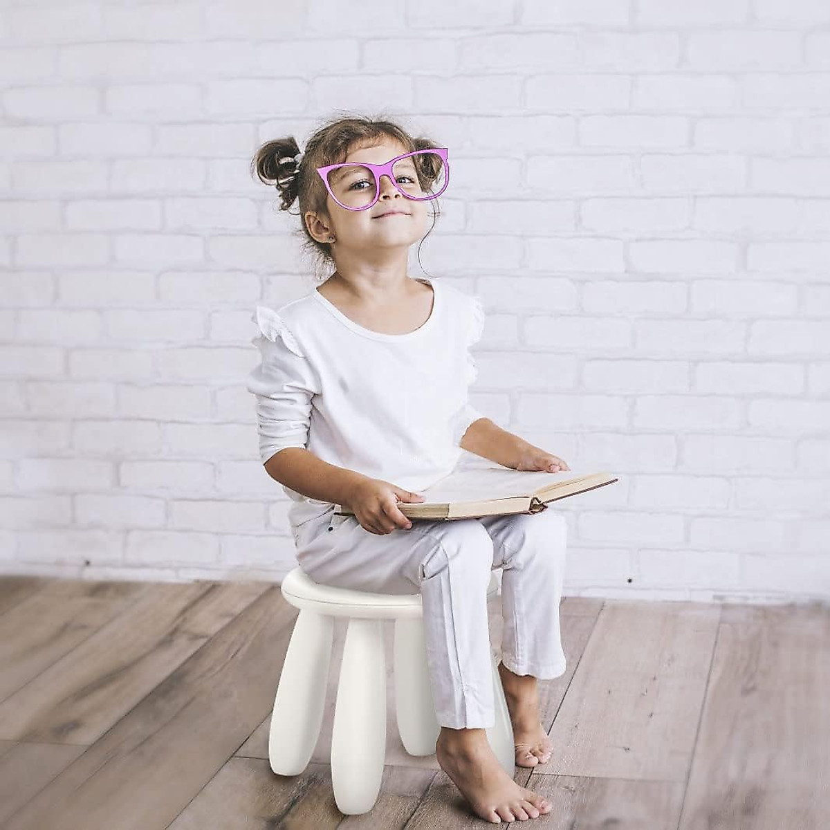 Kids Step Stool, Kindergarten Study Stools, Lightweight Footstools are Sturdy and Durable, Very Suitable for Use in The Kitchen, Bathroom and Bedroom (White)