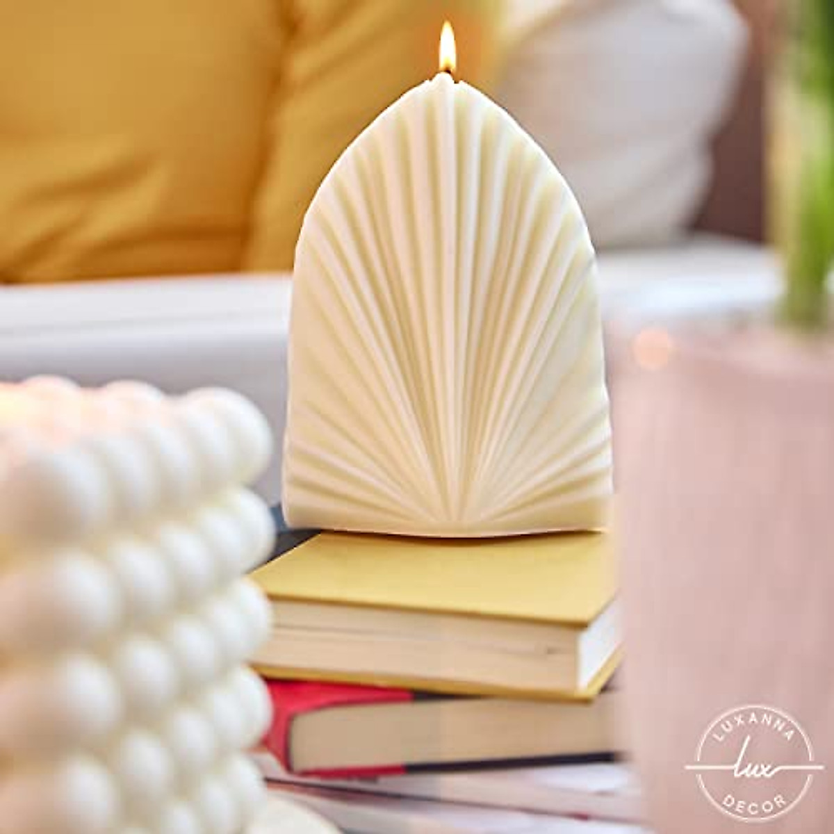 LUXANNA Large Decorative Scented Palm Leaf Shaped Candle (White) - Handmade Aesthetic Candle for Home Decor - Minimal Soy Wax Scented Candles Ideal Gift for Mother's Day, Birthday, Wedding, etc