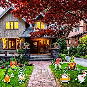 St Patrick's Day Decorations Yard Signs Leprechaun Gnomes Irish Shamrock Saint Patty's Lawn Garden Outdoor Yard Decor with Stakes