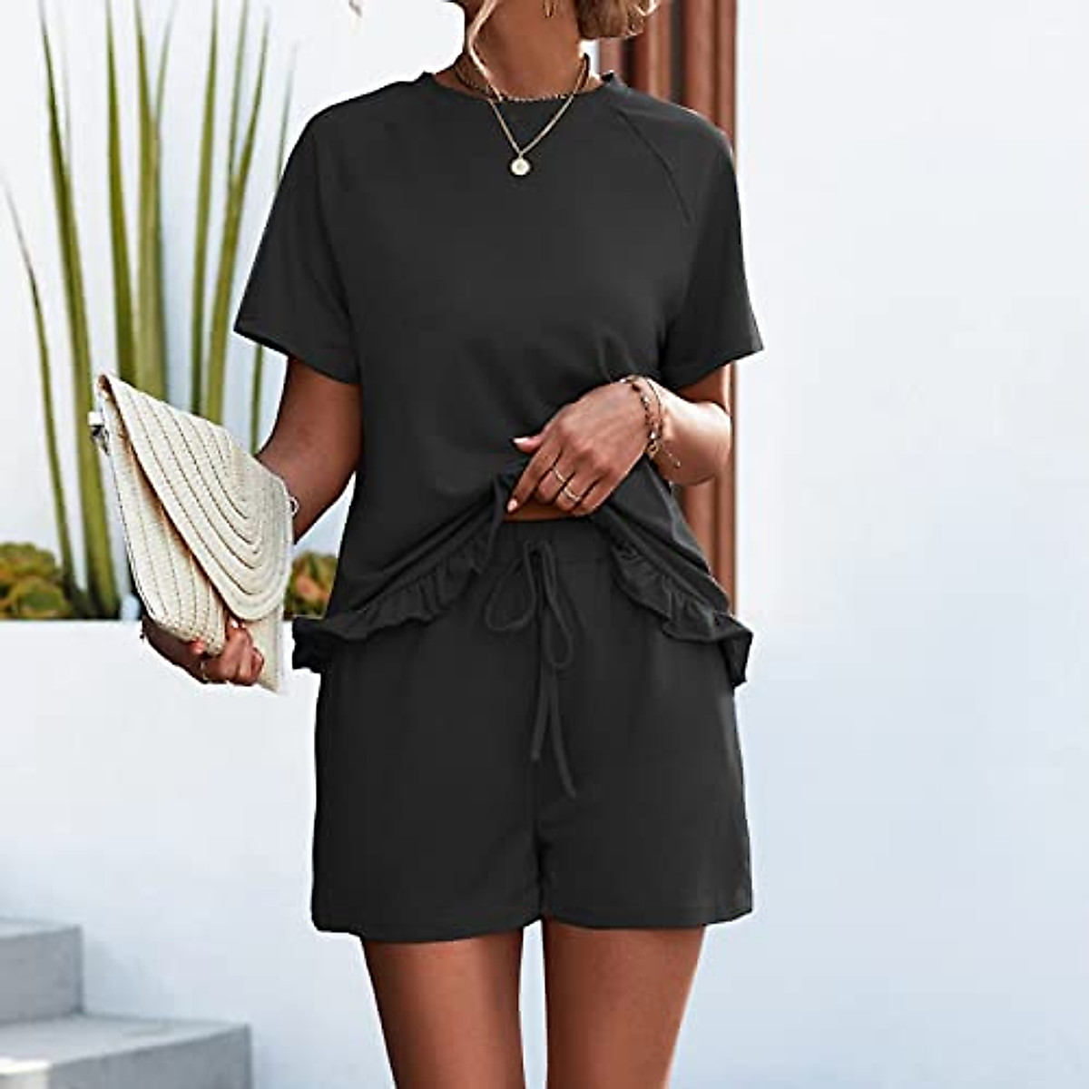 Women's Spring and Summer Pure Color Round Collar Leaf Edge Short Sleeved Shorts Casual Suit Black