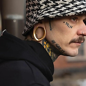 Casvort 2 PCS 8mm (0g) Hypoallergenic 316 Stainless Steel Gold Hot Minimalism Saddle Plugs Ear Gauges Tunnels Piercing Expander Stretchers Fashion Body Jewelry