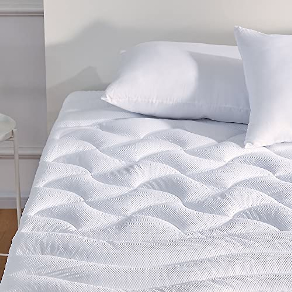 SLEEP ZONE King Size Cooling Mattress Topper, Premium Zoned Cool Mattress Pad Cover, Padded Mattress Protector Breathable Washable, Deep Pocket 8-21" (White, King)