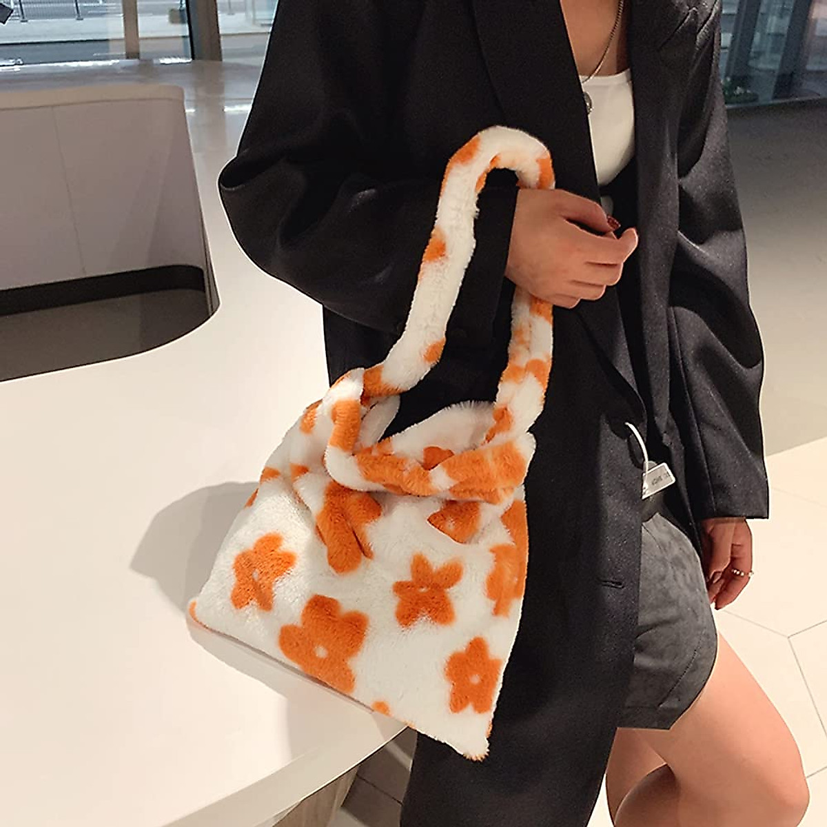 holygloomy Girls Fluffy Plush Shoulder Bag Plush Underarm Bag Plush Handbag Furry Messenger Bag for Autumn Winter Shopping Travel, Orange