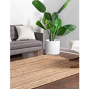 Rugs.com Hand Braided Jute Rug – 4' x 6' Natural Flatweave Rug Perfect for Entryways, Kitchens, Breakfast Nooks, Accent Pieces