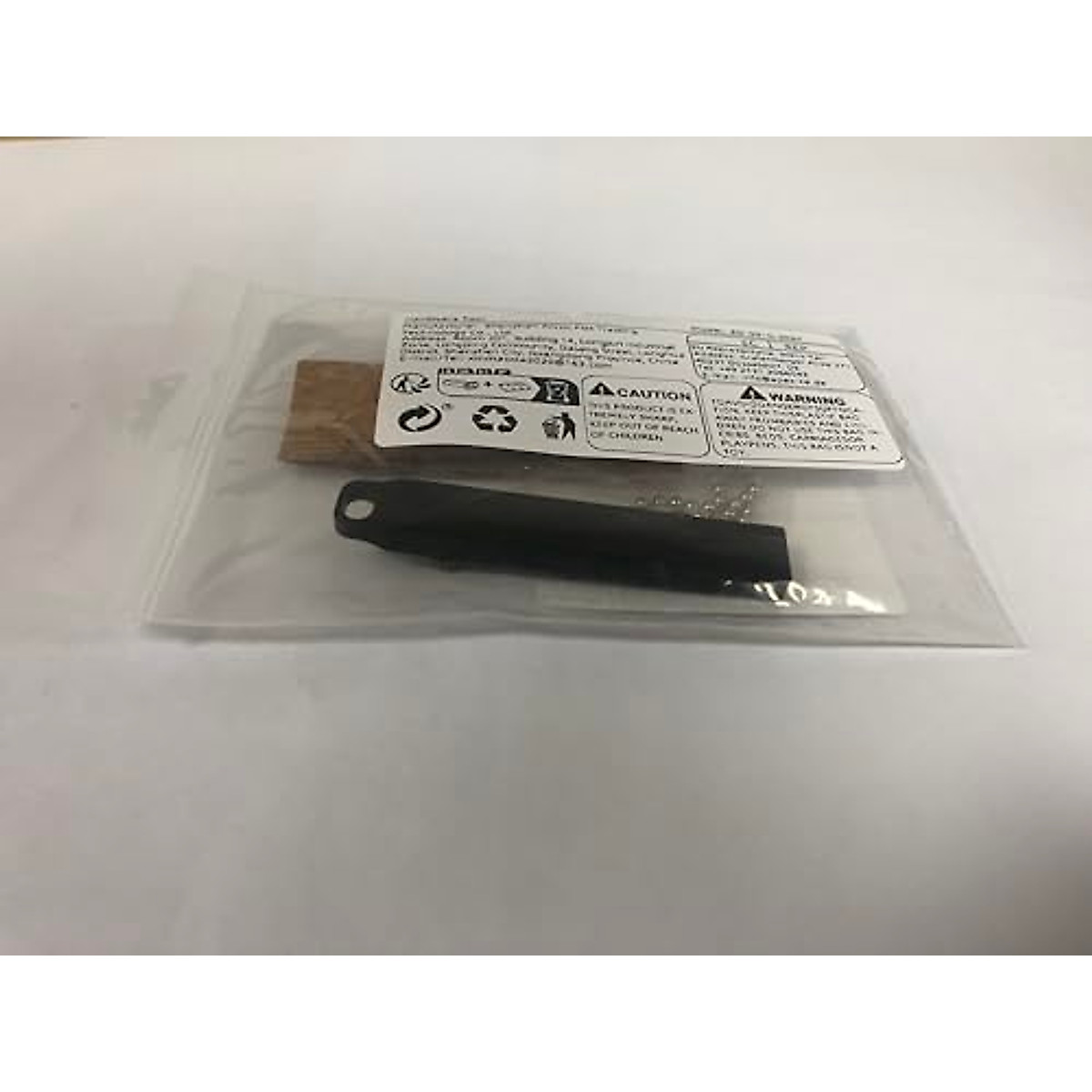 Omesio 2PCS Mini Pocket Box Cutter Keychain, Small Folding Utility Knife with 10 Extra Blades for Men, EDC Retractable Package Letter Opener Cutter Tool Little Box Cutter (Black)