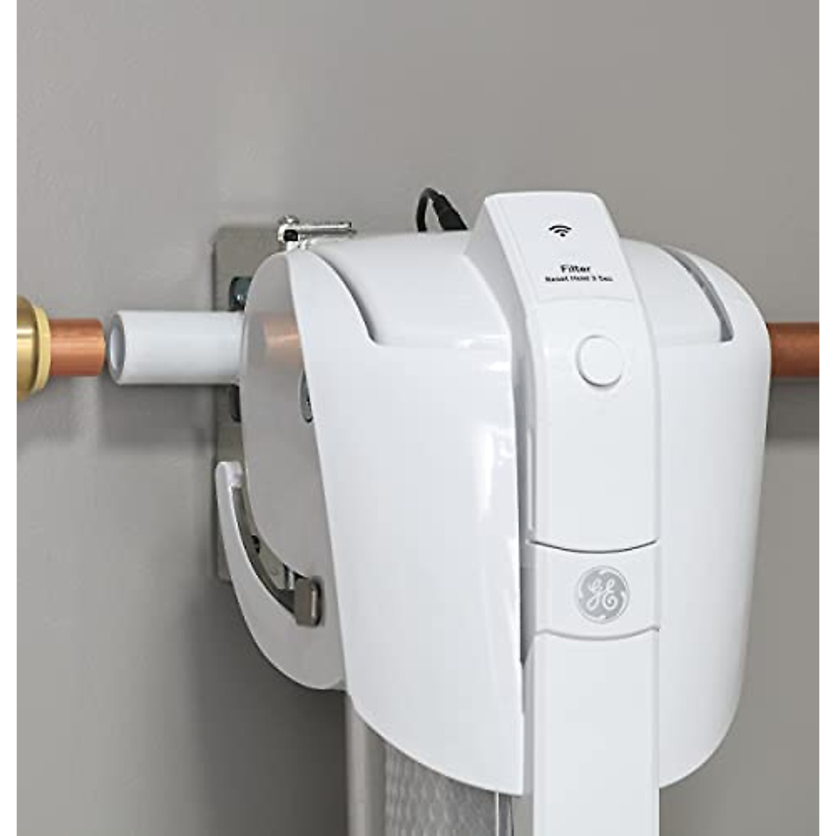 GE Smart Whole House Water Filtration System | Reduces Sediment, Rust & More | Install Kit & Accessories Included | Filter Not Included | Replace Filter (FTHPM, FTHTM, FTHLM) Every 3 Months | GXWH70M
