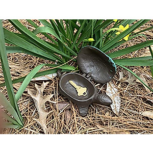 Top Brass Turtle Key Hider Figurine - Cast Iron Garden Statue with Secret Compartment - Indoor / Outdoor