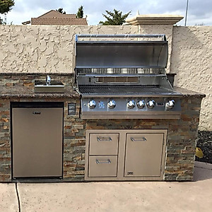 Lion Premium Grills 90823 40" Natural Gas Grill