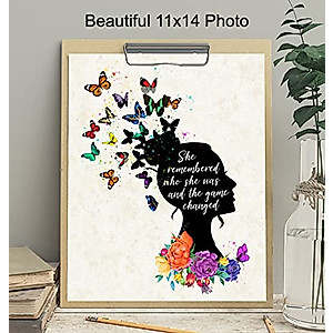 She Remembered Who She Was and The Game Changed Wall Art Poster 11x14 - Uplifting Inspirational Positive Quotes - Motivational Encouragement Gifts for Women, Girls Room, Bedroom - Butterfly Wall Decor