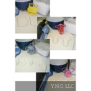 WINNIE THE POOH THEMED CARTOON BOOK TIGGER EEYORE PIGLET SET OF 4 COOKIE CUTTERS MADE IN USA PR493