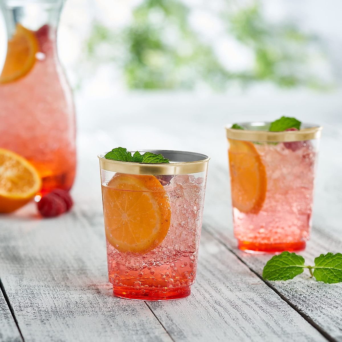 PLASTICPRO Disposable Plastic Tumblers (Gold Rim, 100)