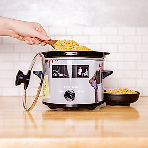 Uncanny Brands The Office 2qt Slow Cooker- Cook Kevin's Famous Chili - Small Appliance