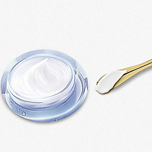 Teensery 3 Pcs Metal Cosmetic Spoon Spatulas Makeup Skin Care Facial Cream Mask Scoop Tool for Home Salon (Gold, Silver, Rose Gold)