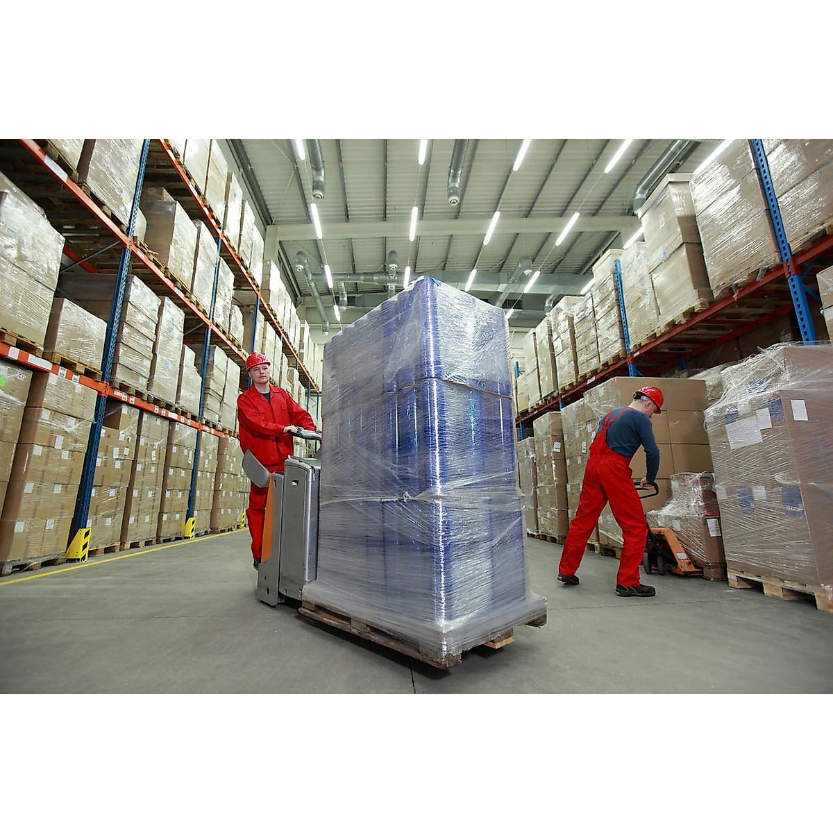 18" Stretch Film/Wrap 1500 feet 7 Layers 80 Gauge Industrial Strength up to 800% Stretch 20 Microns Clear Cling Durable Adhering Packing Moving Packaging Heavy Duty Shrink Film Box of 4