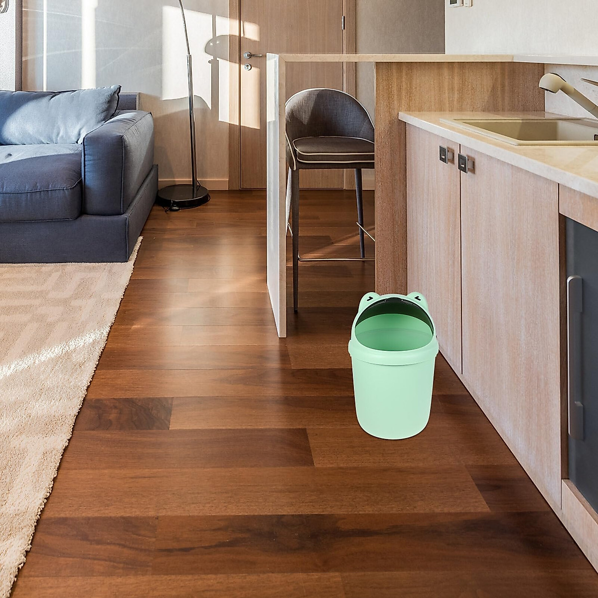 Kichvoe Mini Frog Desktop Trash Can Cute Small Trash Can with Lid Flip Trash Can Mini Garbage Can Small Wastebasket Recycle Bin Vehicle Trash Bin for Bathroom Kitchens Office Dressing Table